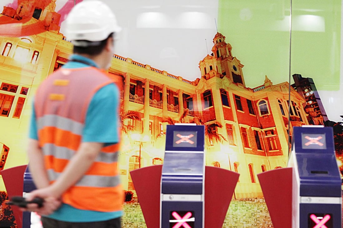 Emergency 'refuge areas' at deepest MTR stop | South China Morning Post