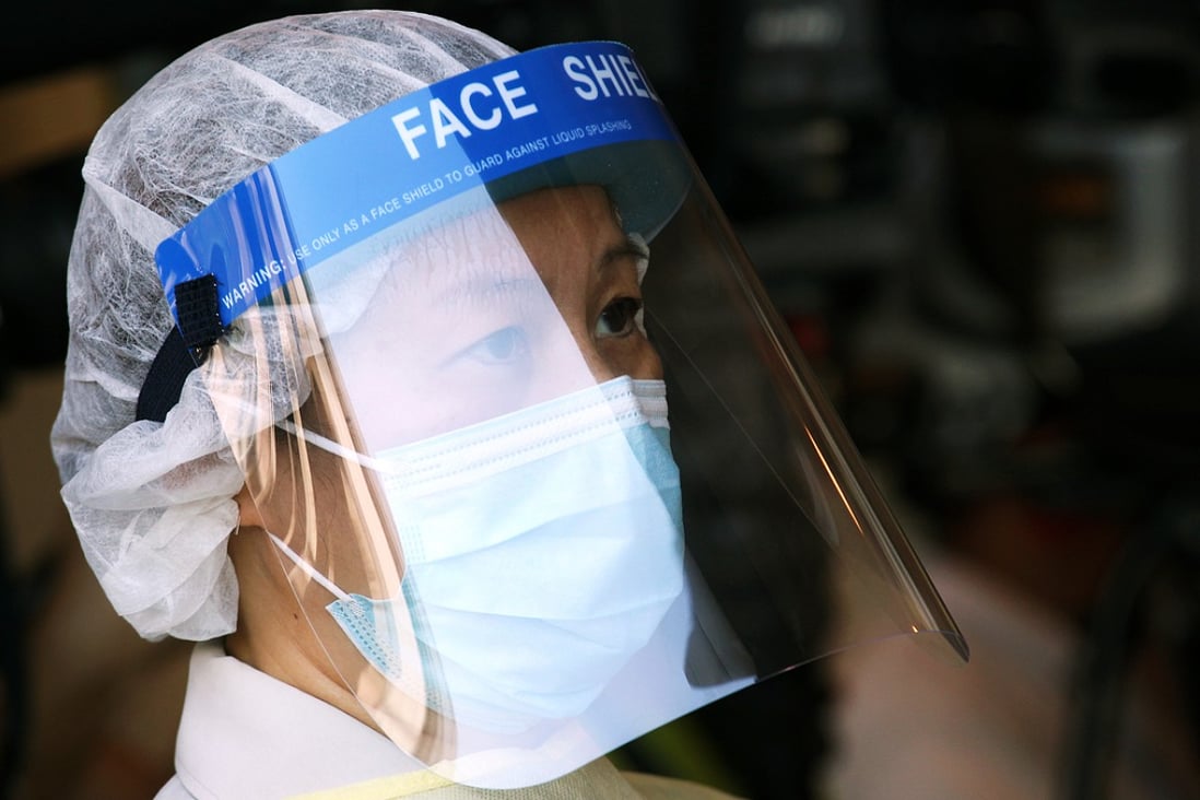 Hong Kong hospital staff exposed to bird flu patient in quarantine ...