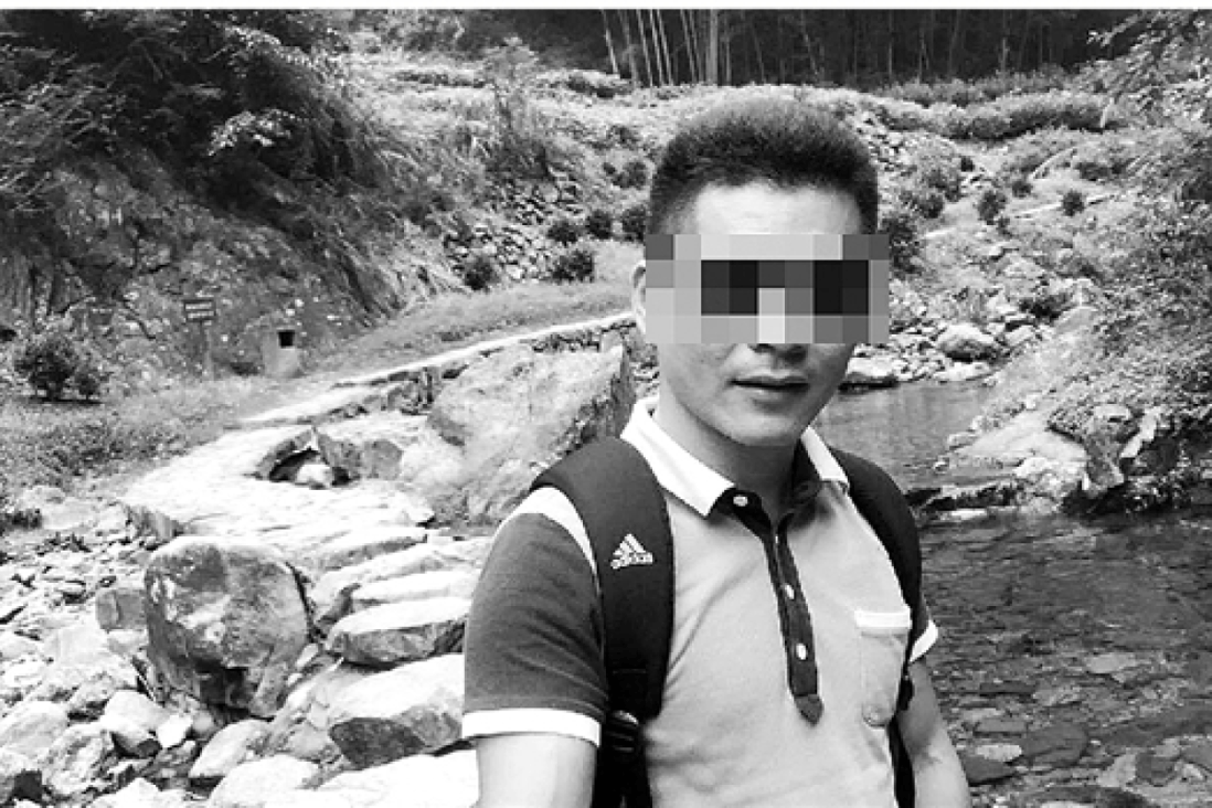 Chinese man dies in 30m cliff fall after taking selfies beside a ...