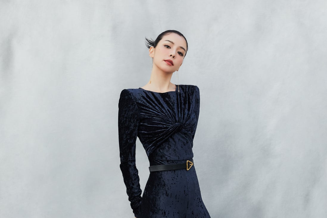 Global C-pop Artist and Fashion Icon Tia Lee’s (Lee Yu Fen) viral hit ...