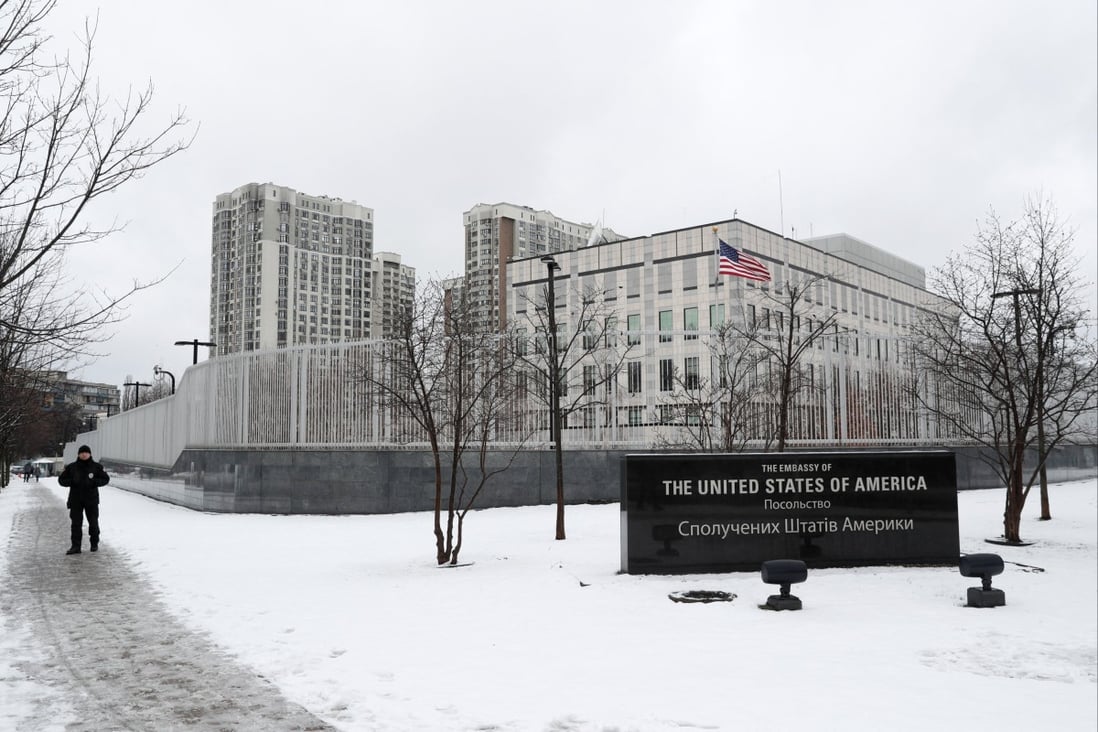 Ukraine crisis: US closes Kyiv embassy amid fears of Russian invasion ...