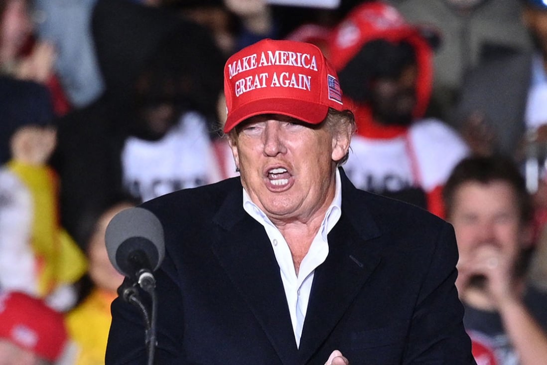 Plane carrying Donald Trump made emergency landing after engine failure ...