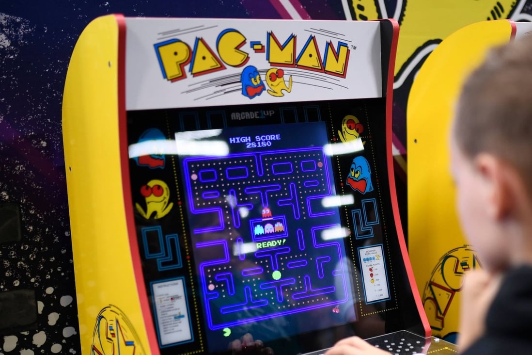 What Chinese scientists learned by teaching two monkeys to play Pac-Man ...