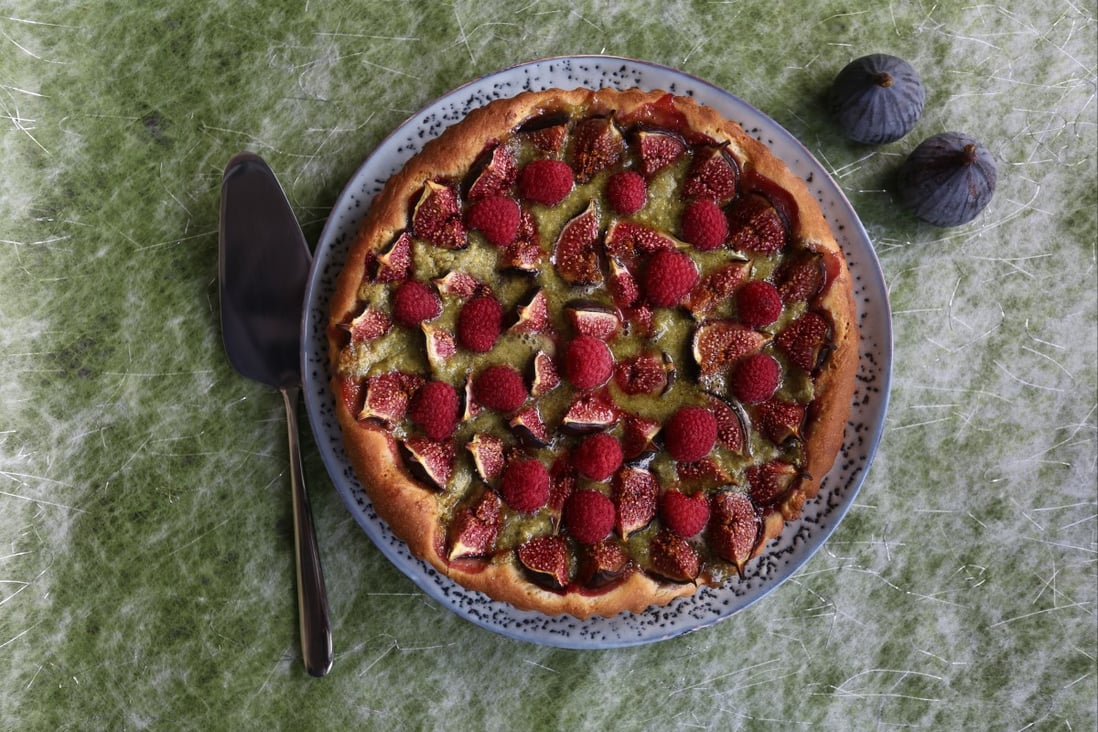 How to make fig and raspberry tart with a brioche crust, silky smooth ...