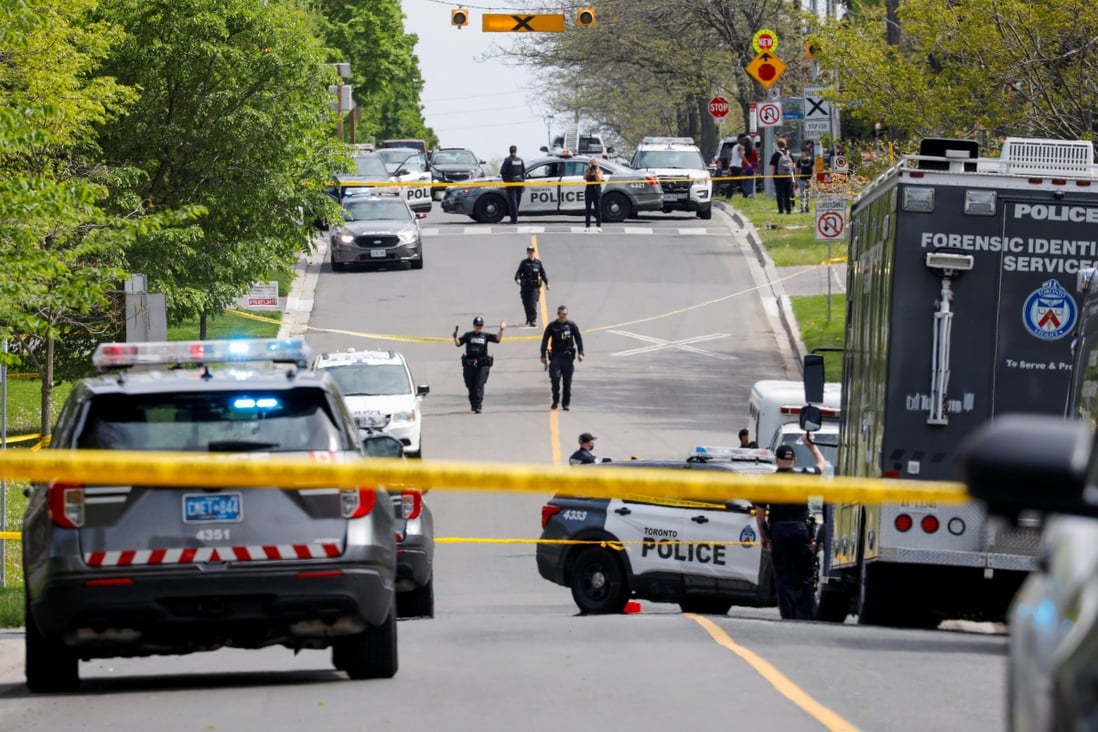 Toronto police kill man carrying gun near schools | South China Morning ...