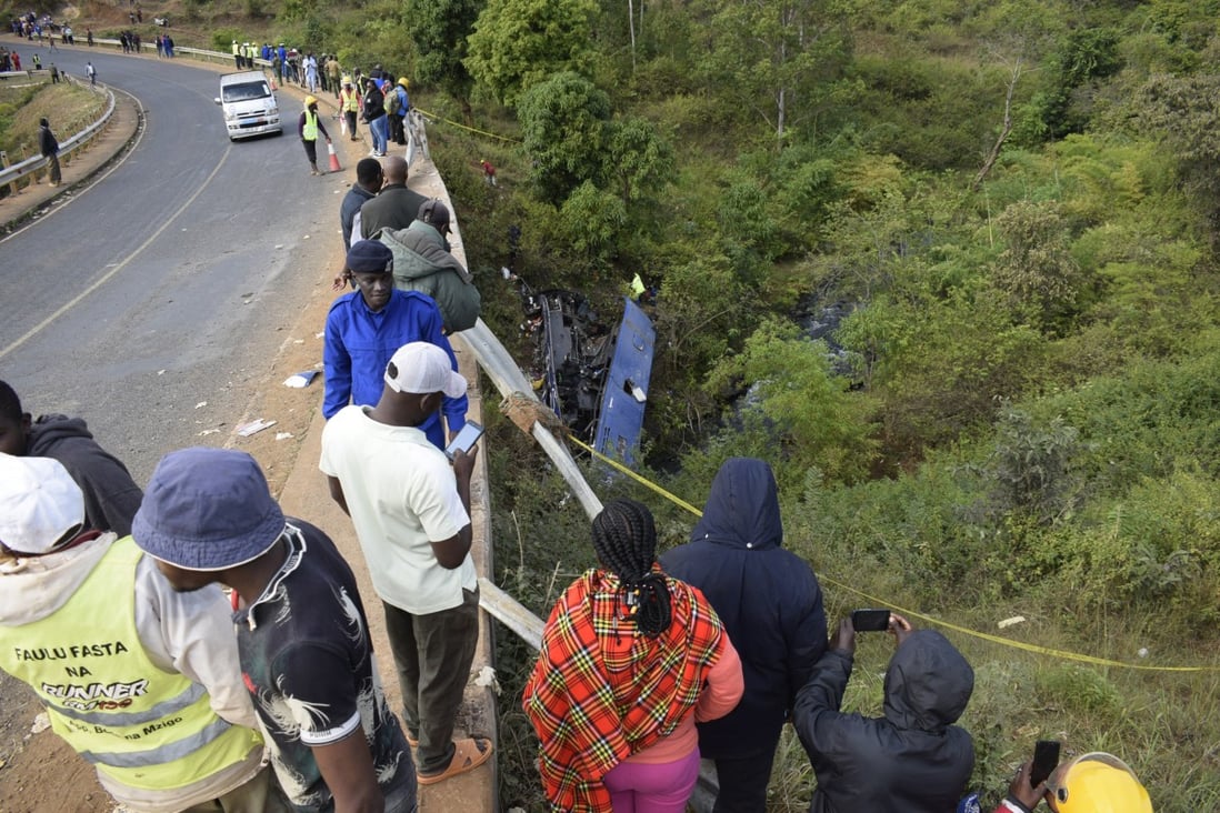 Bus in Kenya plunges off bridge into river, killing 34 | South China ...