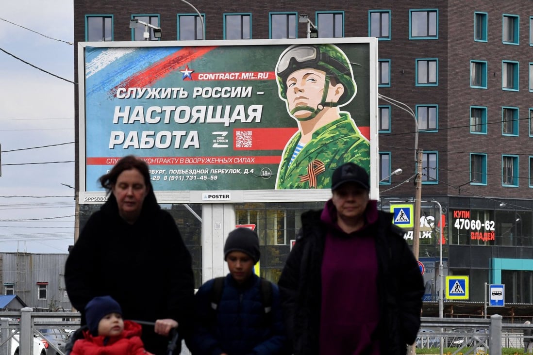 China holds firm on its Ukraine stance while Putin sends more troops ...