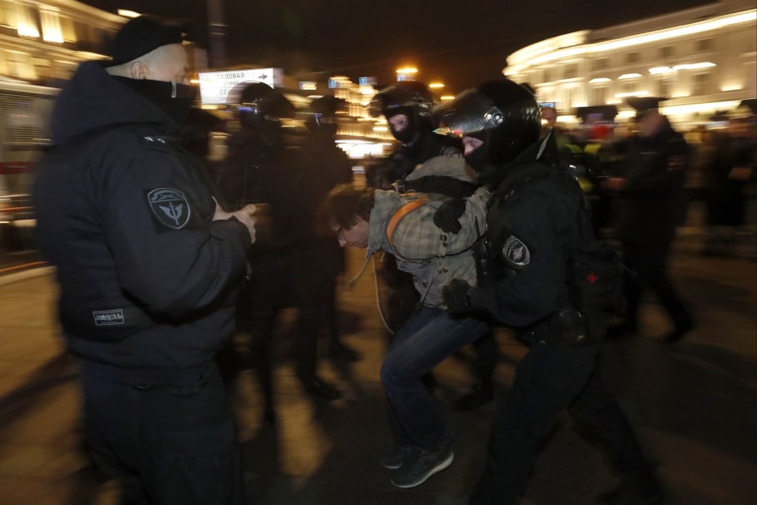 Over 1,300 arrested as Russians protest against Ukraine mobilisation ...