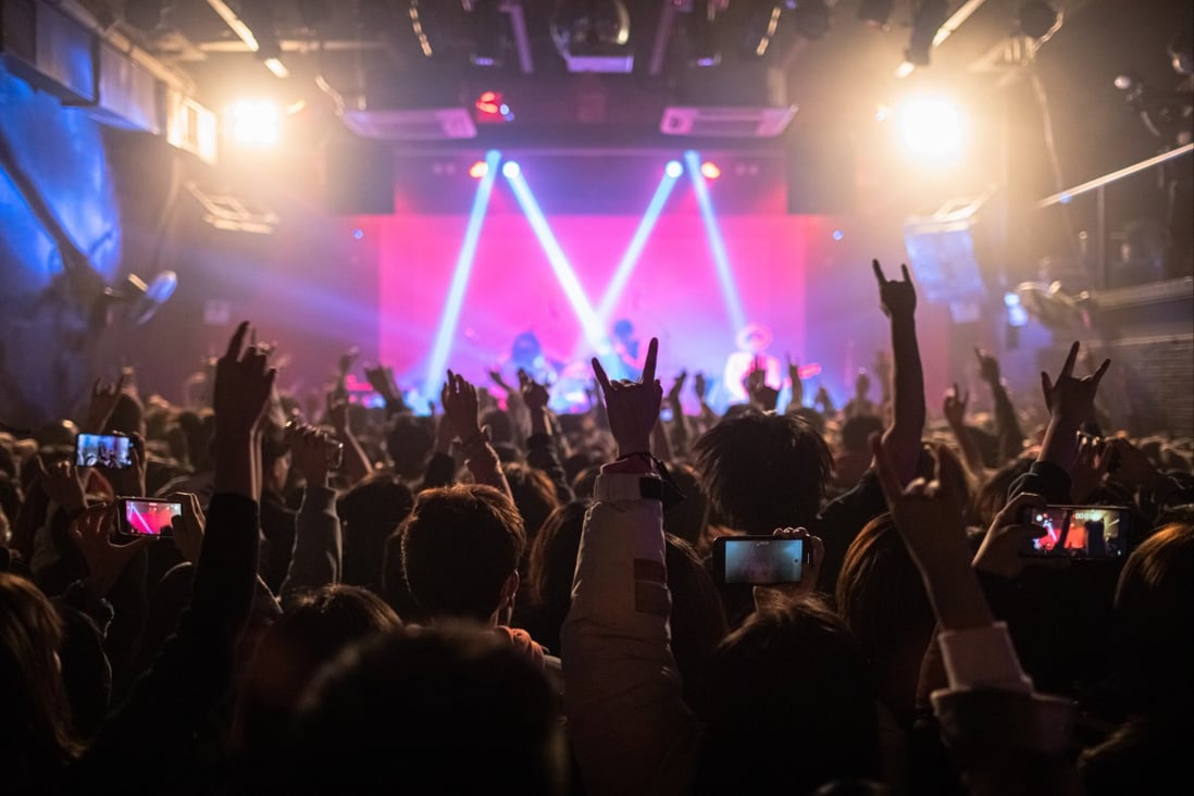 Chinese regulator pushes for broadcast delay of all online concerts and ...