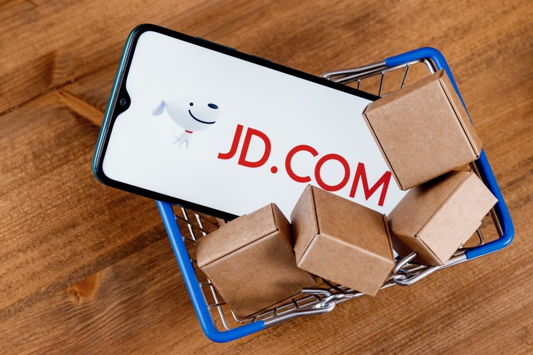 Chinese e-commerce giant JD.com to cut pay for 2,000 senior managers ...