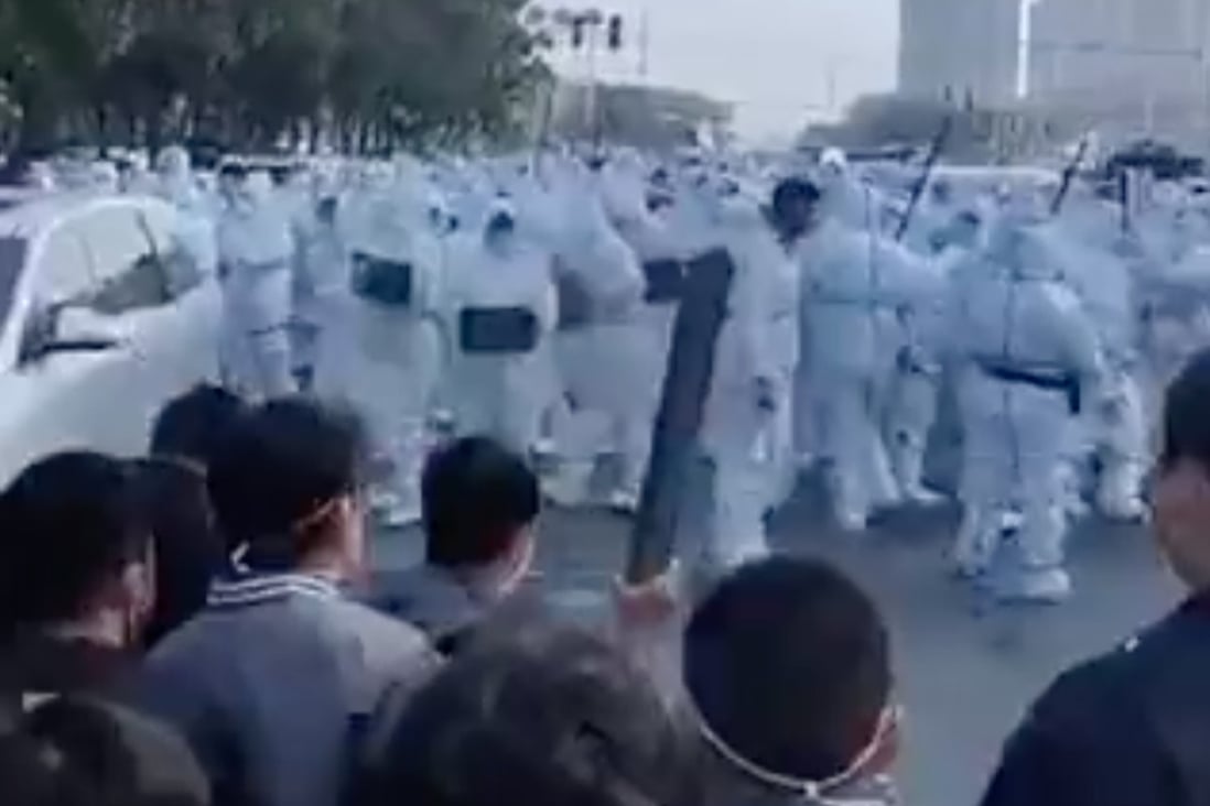 Violence erupts at Foxconn Zhengzhou plant as workers protest over ... Violence erupts at Foxconn Zhengzhou plant as workers protest over ...