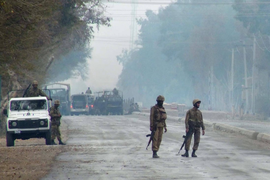 Militants Kill 4 In Attack On Police Station In Northwest Pakistan militants-kill-4-in-attack-on-police-station-in-northwest-pakistan