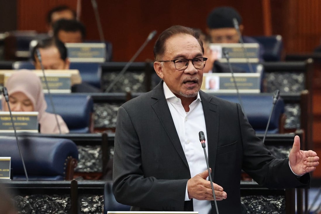 Malaysian Election Why Anwars Defamation Lawsuit Is In Public