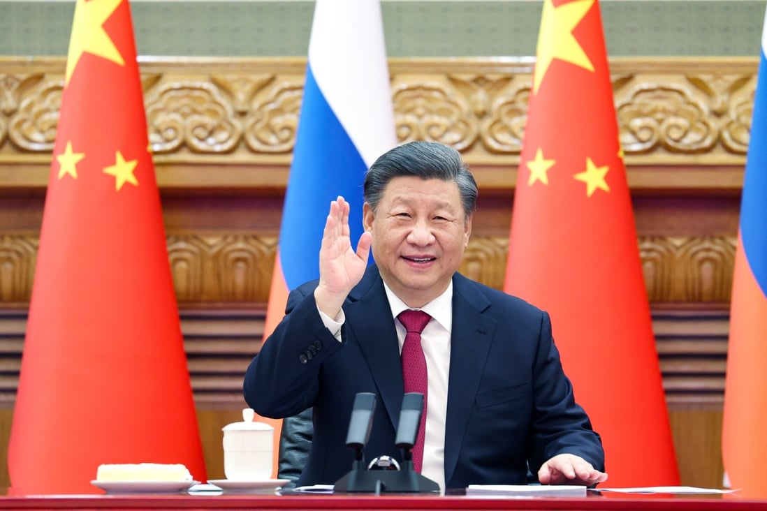 Vladimir Putin invites Xi Jinping to visit Russia next spring to show ...