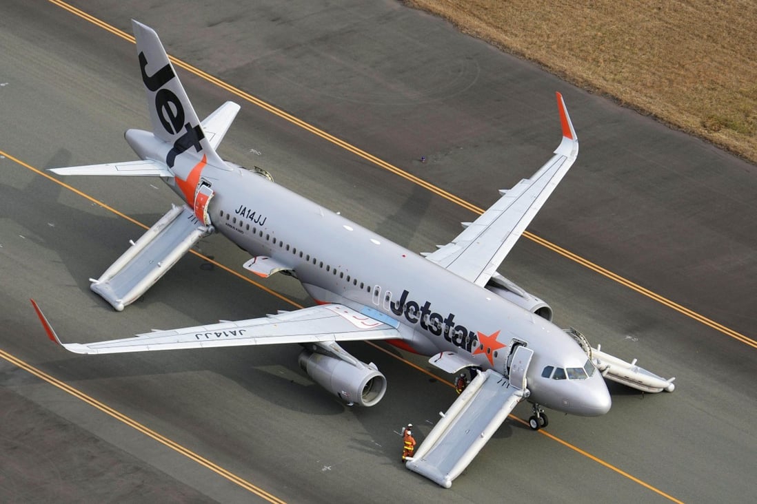 Jetstar plane makes emergency landing in Japan after bomb threat, 5 ...