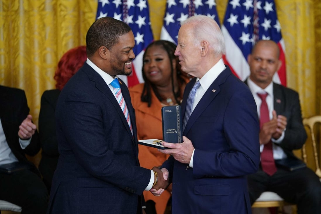 Joe Biden awards medals to January 6 heroes on US Capitol attack ...
