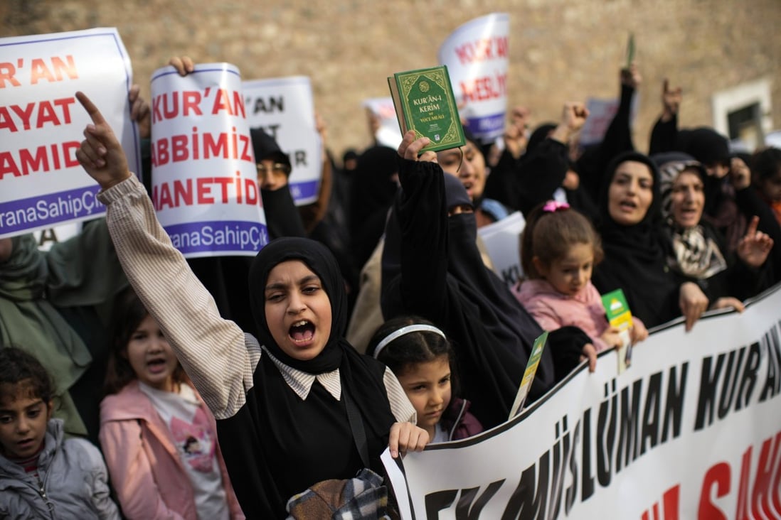 Turkish Muslims protest against Koran-burning in Sweden | South China ...