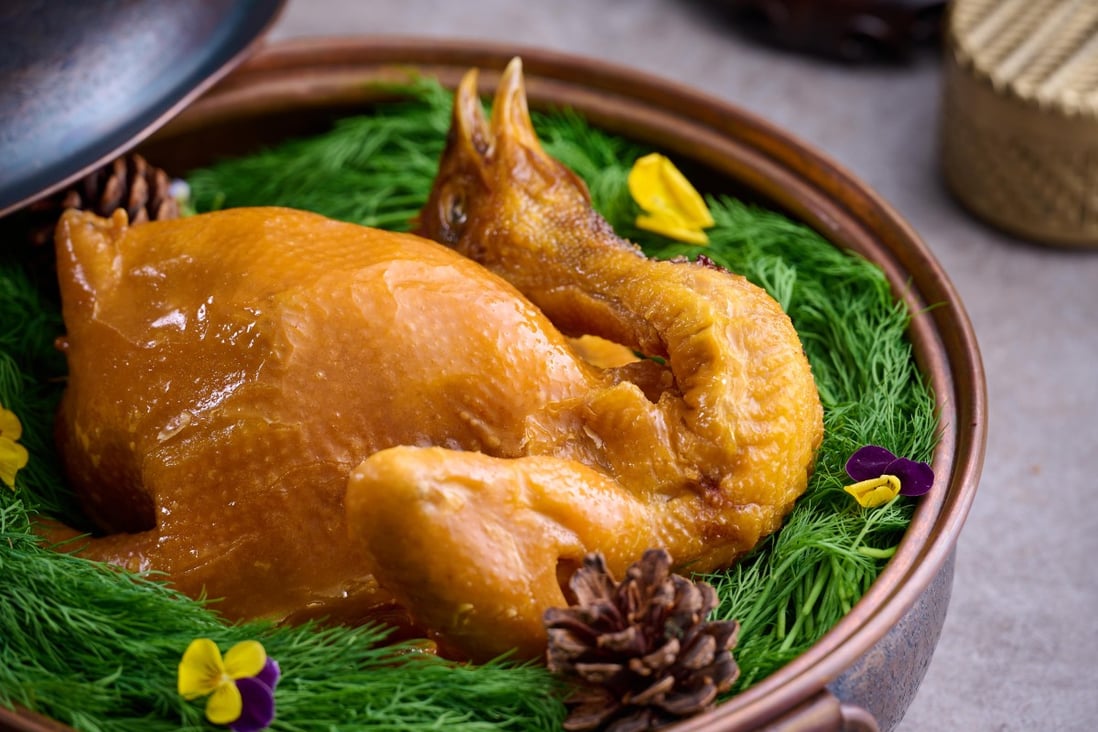 Why Chinese crispy fried chicken is so popular, and the Hong Kong chefs ...