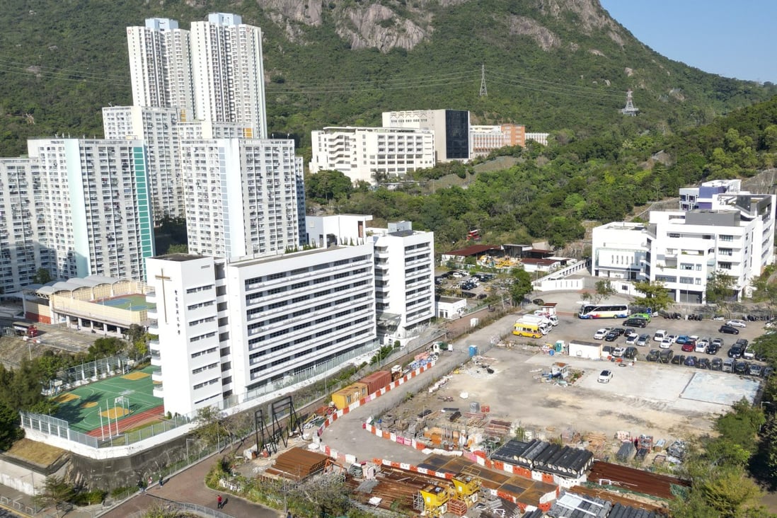 30000 Temporary Flats To Be Built On 8 Sites Over 5 Years In Hong Kong