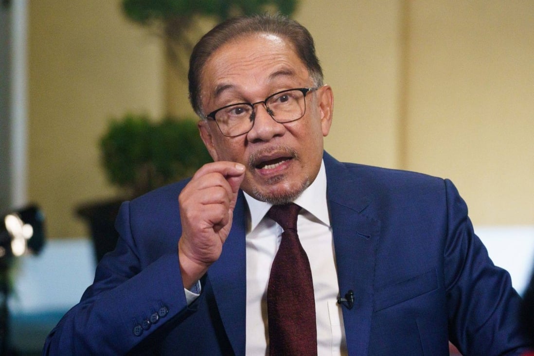 Malaysias Anwar Fires Back Against ‘nepotism Claims After Giving Daughter Job South China
