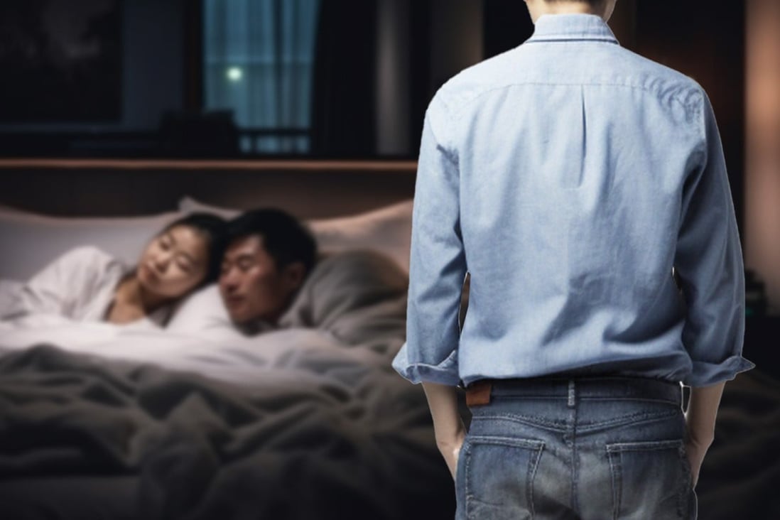 ‘his Face Was Close To Mine Chinese Intruder Sneaks Into Locked Hotel Room And Fondles Man As