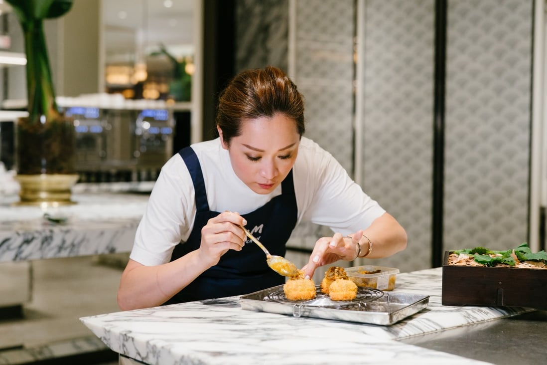 Eating out is passé, hiring a private chef is the true sign of class ...