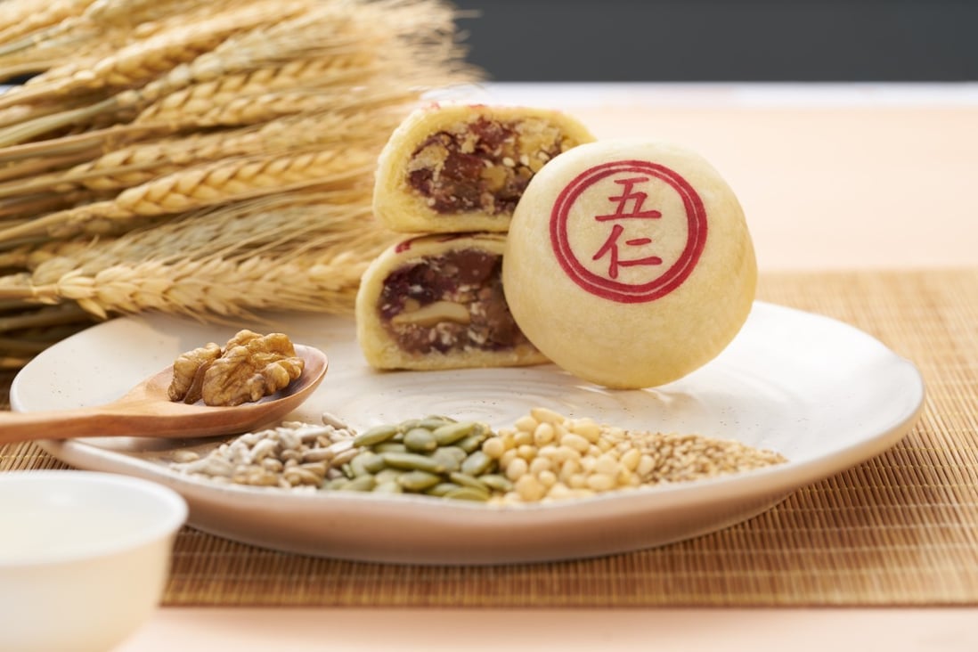 Which mooncake is your favourite, red or white, sweet or savoury? We ...