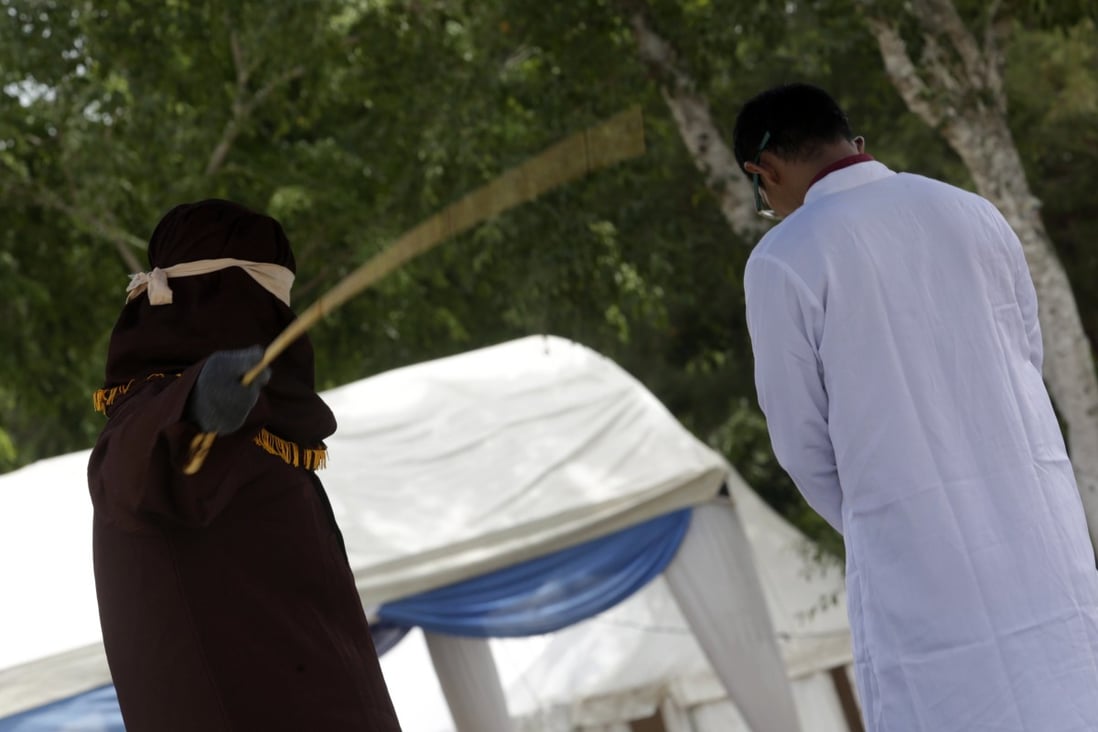 Three Couples In Indonesias Aceh Whipped Over Public Displays Of