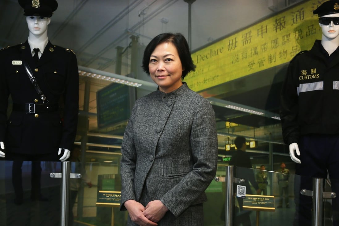 Hong Kong customs to use 3D scanners, sniffer dogs in fight against ...