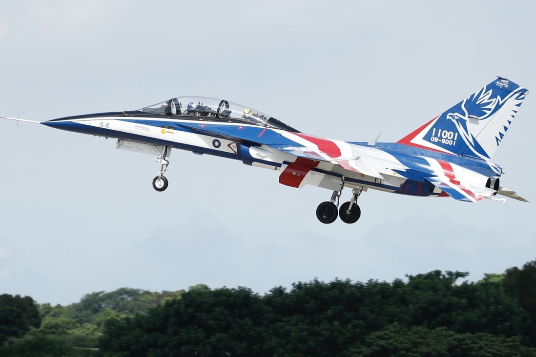 Brave Eagle jet trainer soars in milestone for Taiwan defence industry ...
