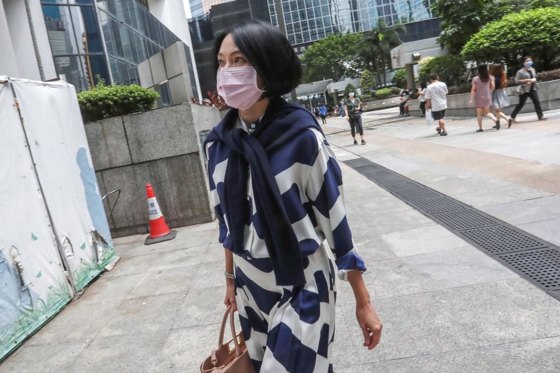 Ex-JPMorgan banker offered job to son of a company chairman without ...