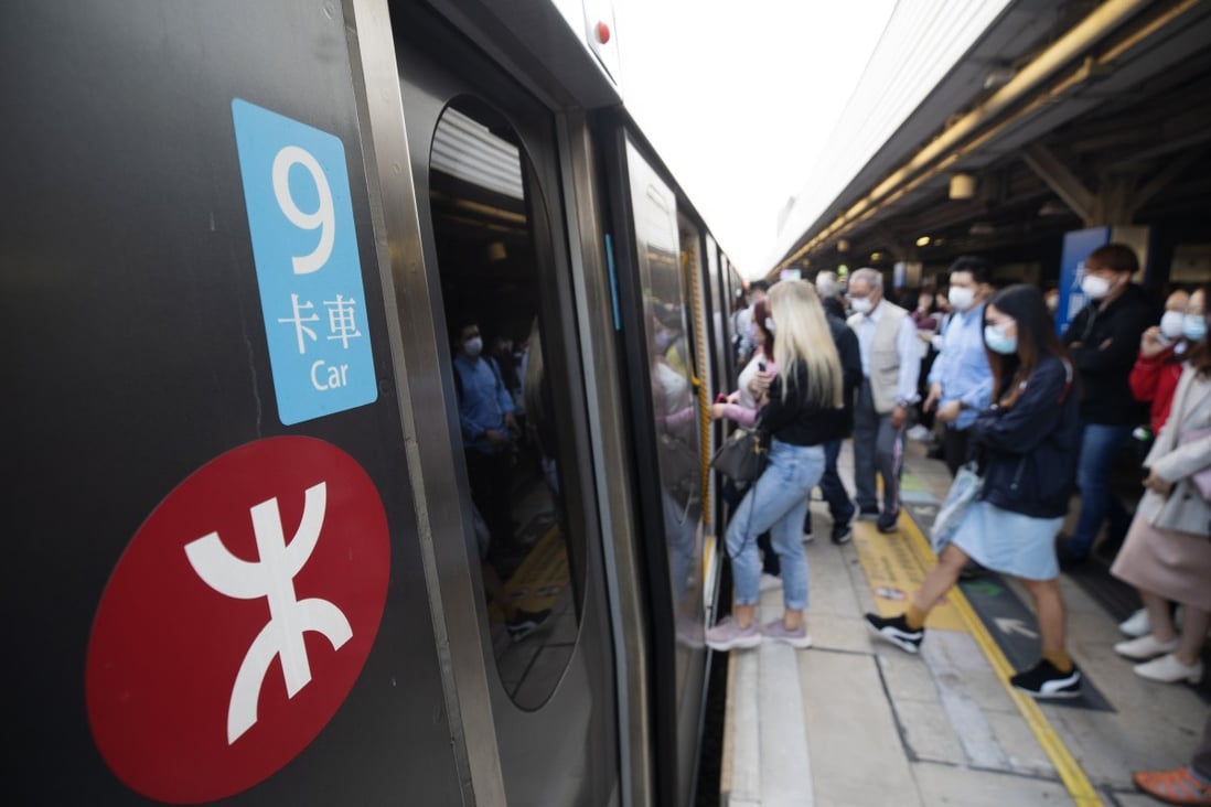 Hong Kong MTR goes off track with shorter East Rail trains during rush ...