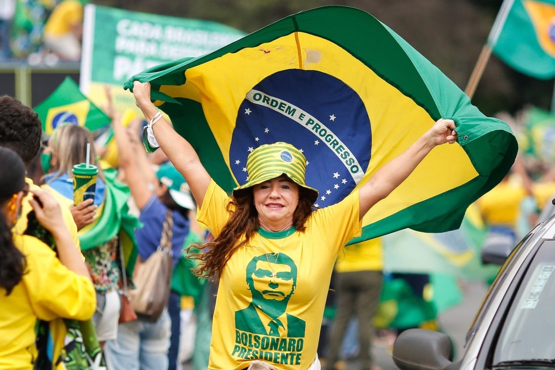 Thousands in Brazil rally for President Jair Bolsonaro, ignoring ...