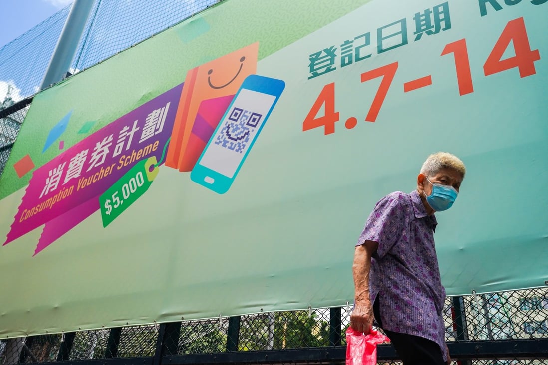 Lengthy Wait Times As More Than 3 Million Hongkongers Jump Online To