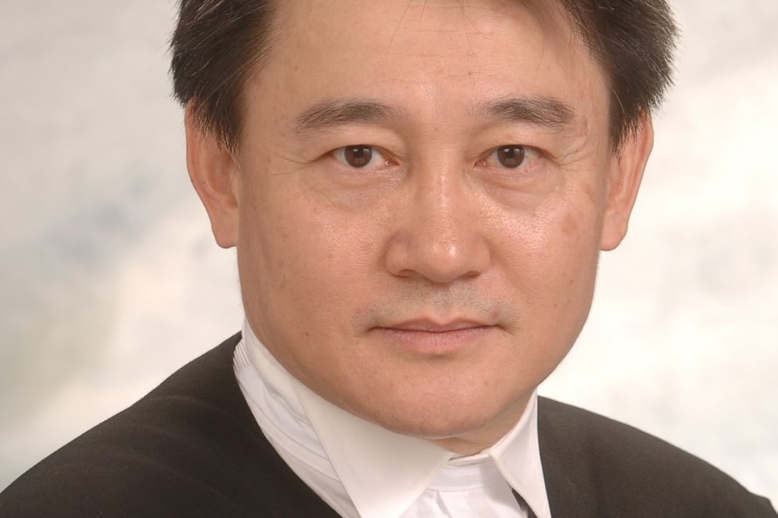 Thief panicked and ran over policeman who shot at his van, Hong Kong ...