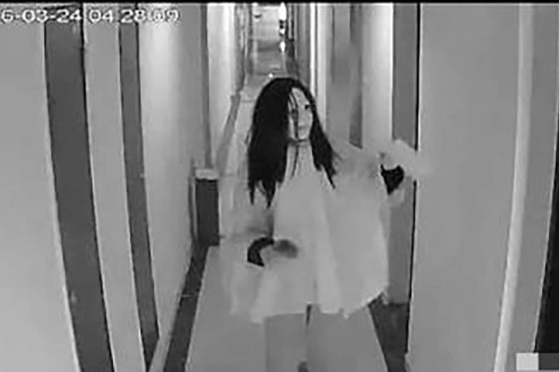 Unfriendly ghost: man dons disguise to smear neighbour’s door with ...