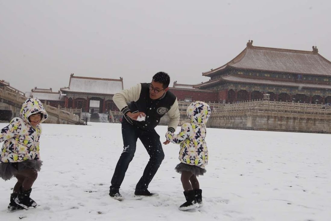 Beijing sees first snow this spring as temperatures drop across ...