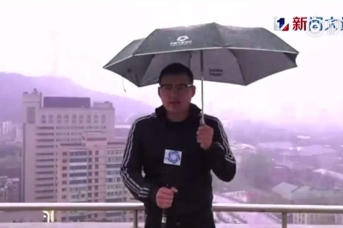 Chinese weather anchorman struck by lightning sparks while filming ...
