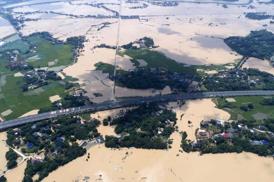 Over 50 dead, hundreds of thousands evacuated as floods ravage southern ...