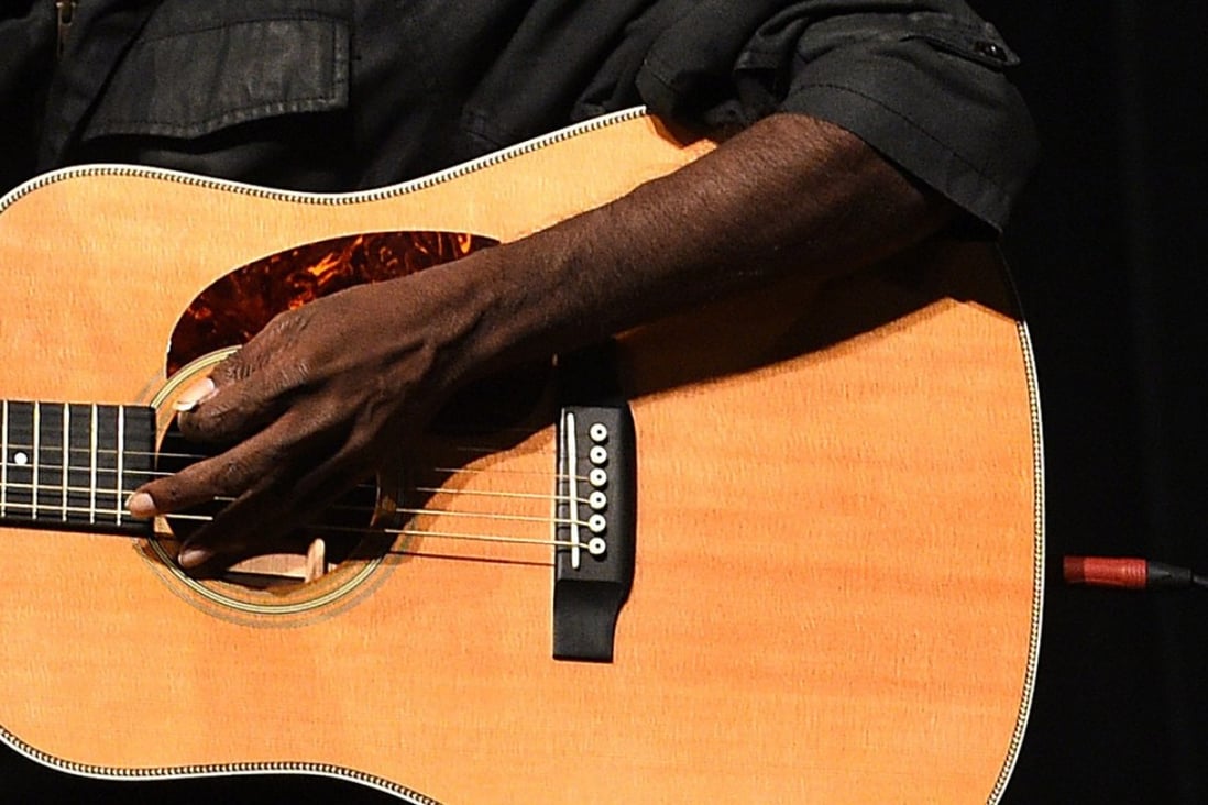 Tributes flow for acclaimed Australian Aboriginal singer Gurrumul, dead ...