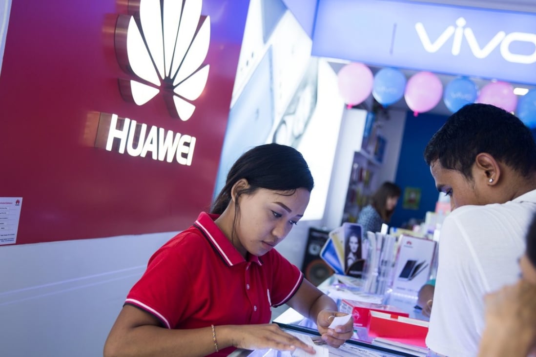 Huawei boosts retail channels to stem margin decline | South China ...