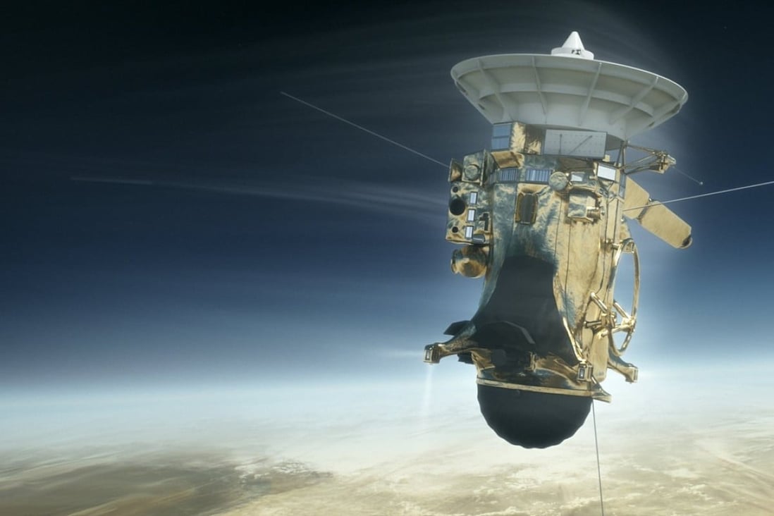 ‘End of mission’: Nasa farewells Saturn explorer Cassini as it plunges ...