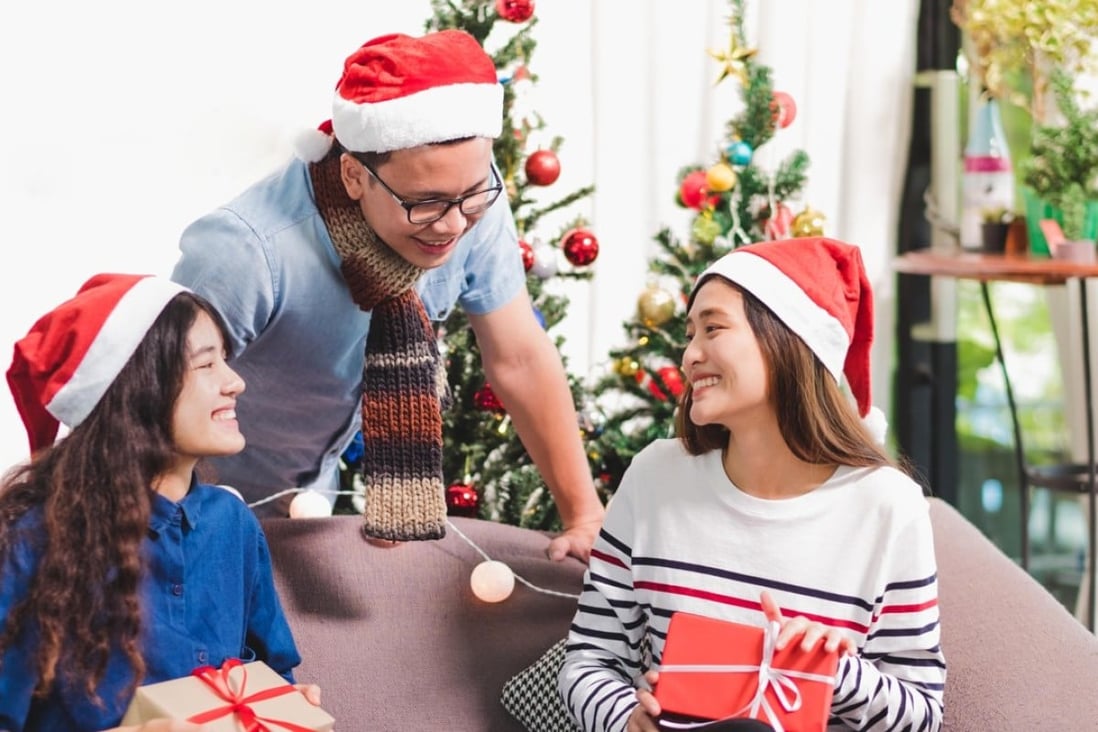 Nine Christmas traditions explained – from crackers to figgy pudding ...