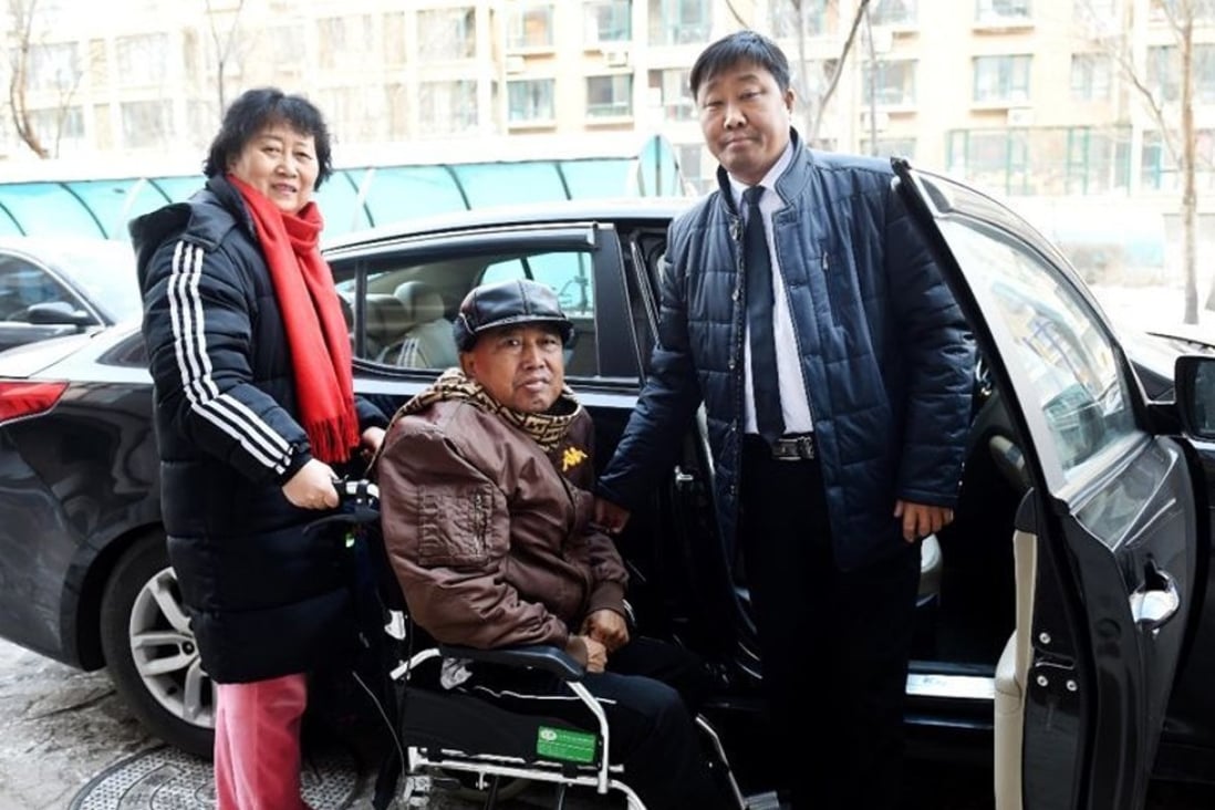 Kindly Chinese cabby ferries couple to hospital free for two years ...