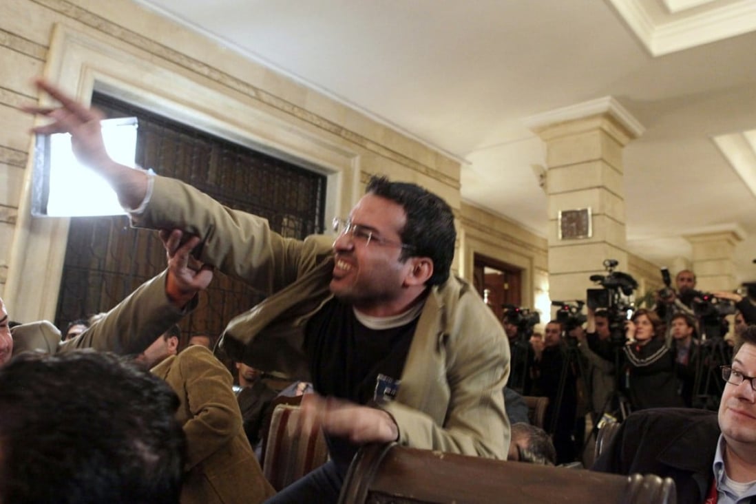 The Iraqi man who threw shoes at ‘dog’ George W. Bush is throwing his ...