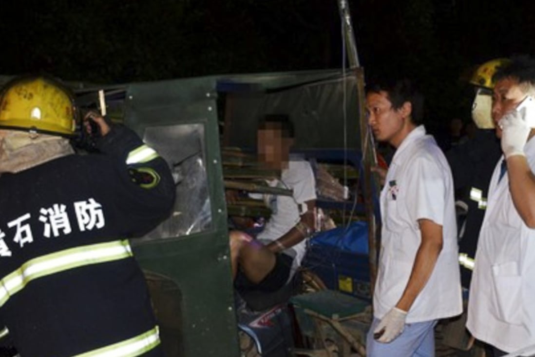 Chinese driver survives after being impaled by four bamboo poles in ...
