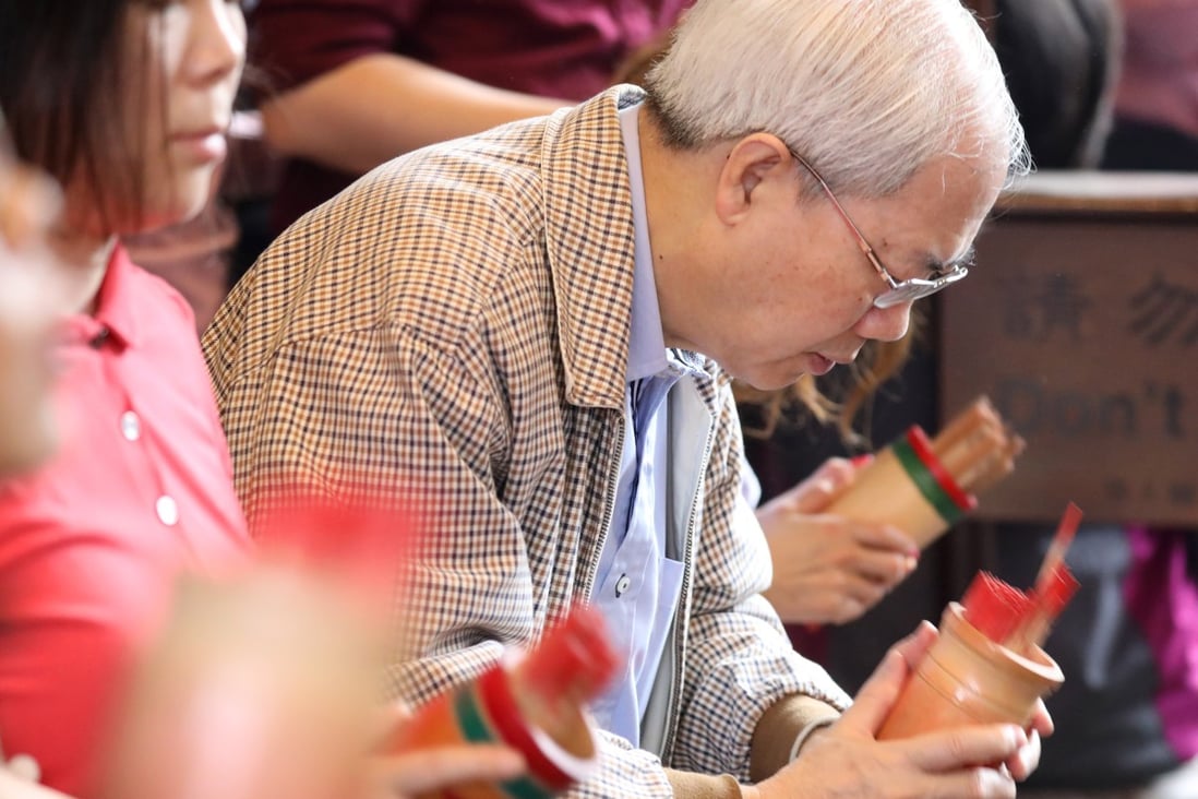 Good news or bad omens: why picking fortune sticks at Hong Kong’s Che ...