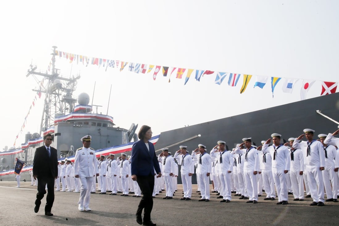 US must support Taiwan with weapons against mainland aggression, Donald ...