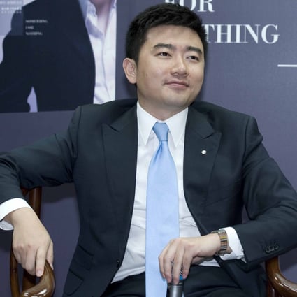 Detention of CCTV 'superstar' anchor Rui Chenggang polarises opinion ...