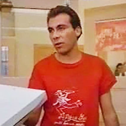 Taylor Negron, comedian who played pizza man in 'Ridgemont High,' dies ...
